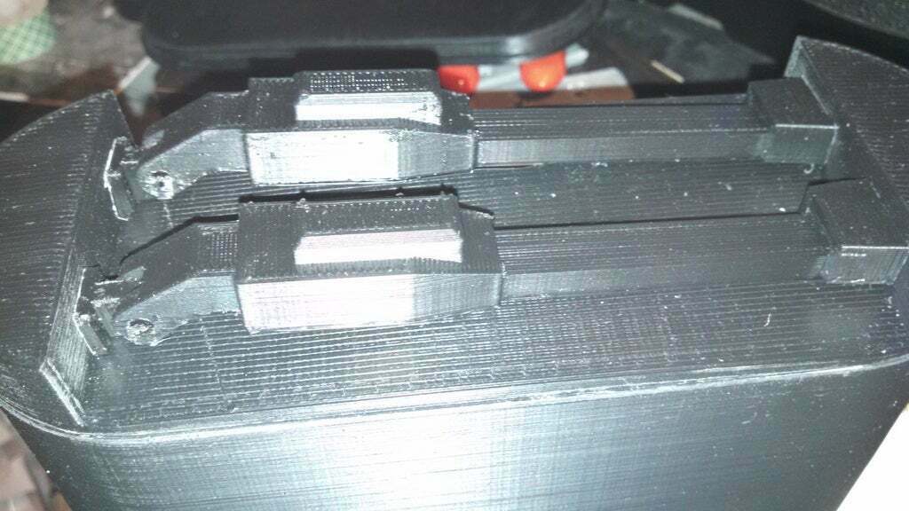 Free STL file R2D2 Battery Box. 🤖 ・3D printer design to download・Cults